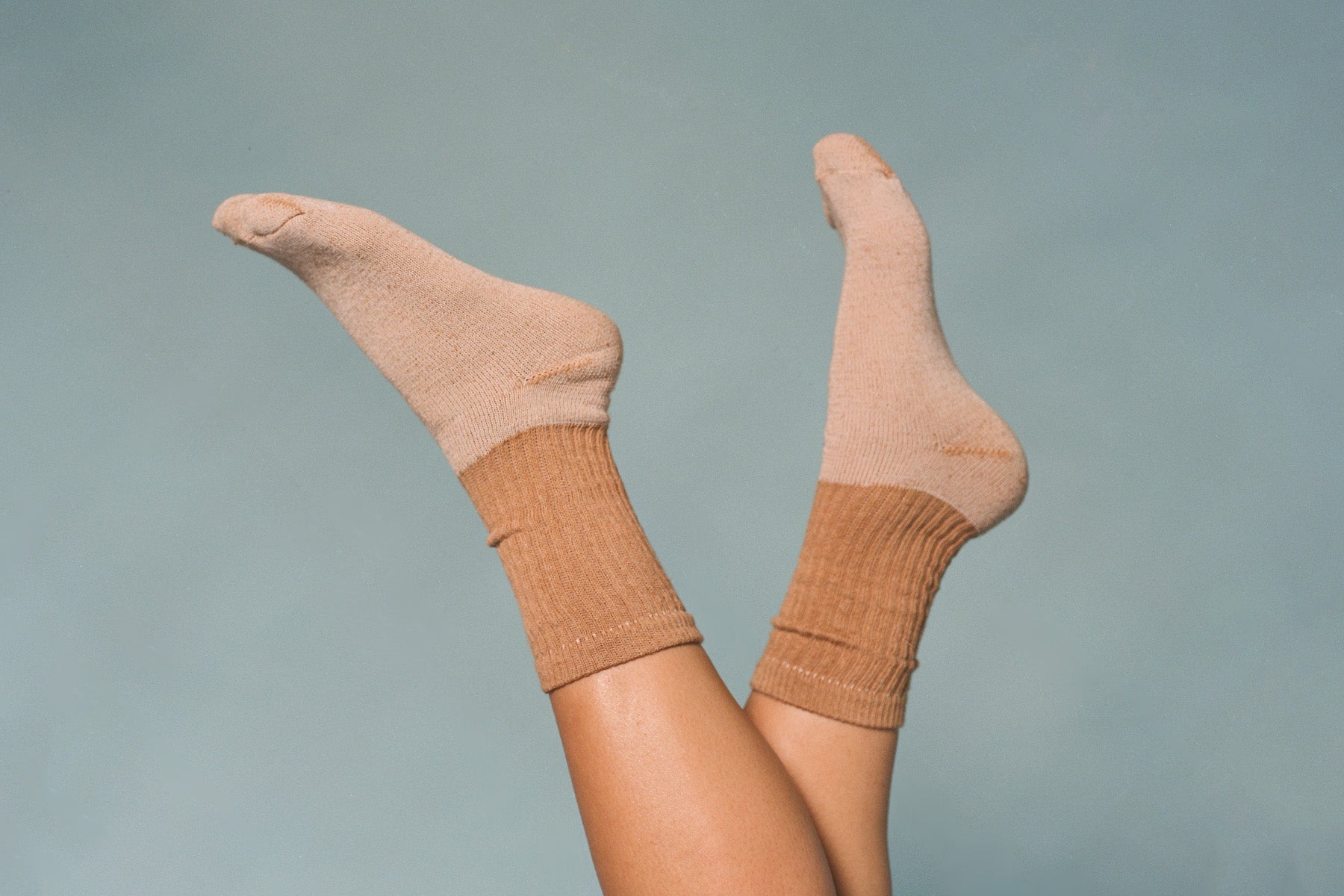 Organic Threads Crew Socks (3 Pack) - Brown | GIL RODRIGUEZ